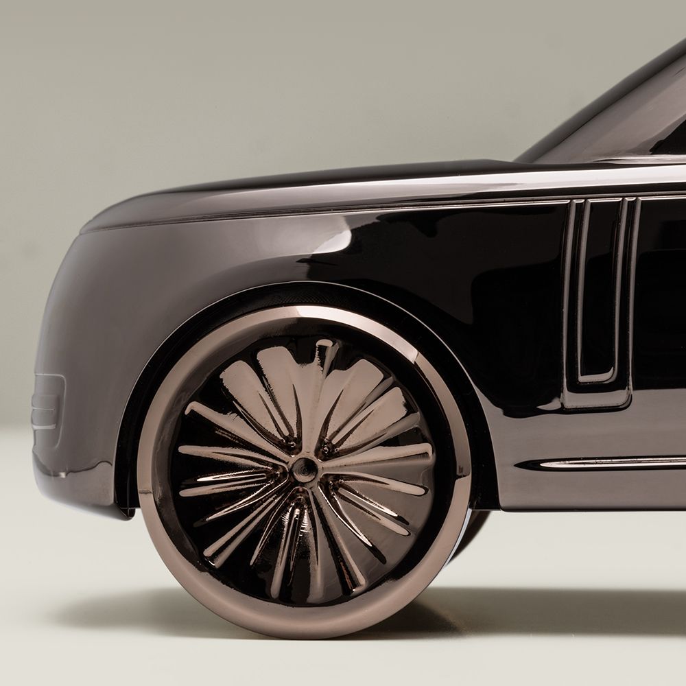 Land Rover | Tourmaline Brown Range Rover Sculpt | The London ...